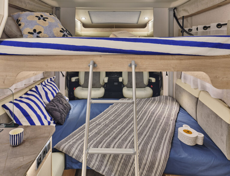 MAYFLOWER 67 LO-05-LIT-PAVILLON - Fleurette Florium